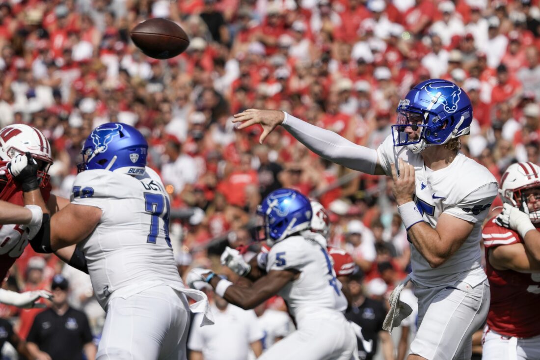 Snyder, Bulls Fall To No. 19 Badgers | News, Sports, Jobs - Post Journal